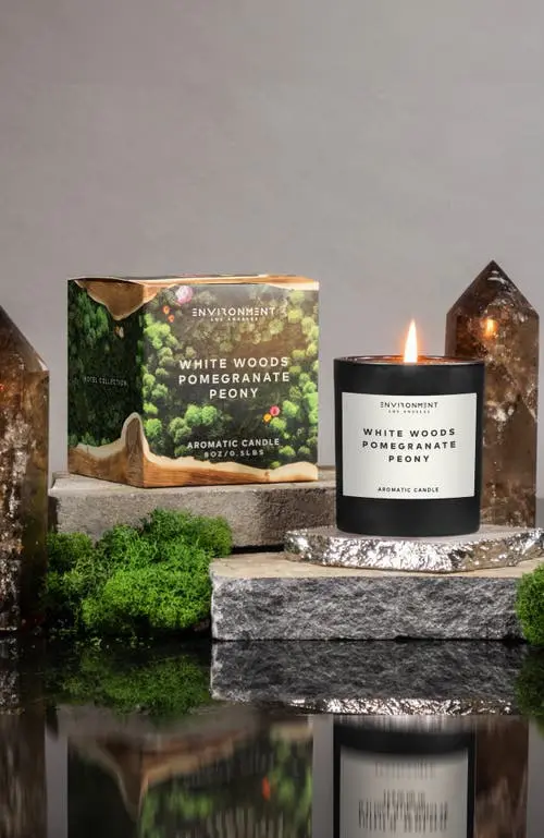 ENVIRONMENT Inspired 5-star Resort Scents Candle - White Woods|pomegranate|peony